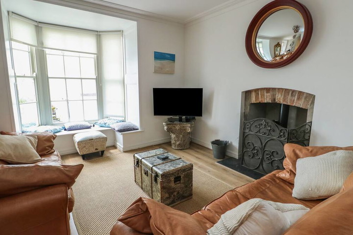 Tri Raglan Mawr, Family Friendly, With Open Fire In Beaumaris - Beaumaris