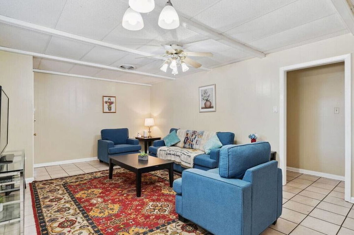 Nola (3bd) Safe Hub! - Metairie, LA