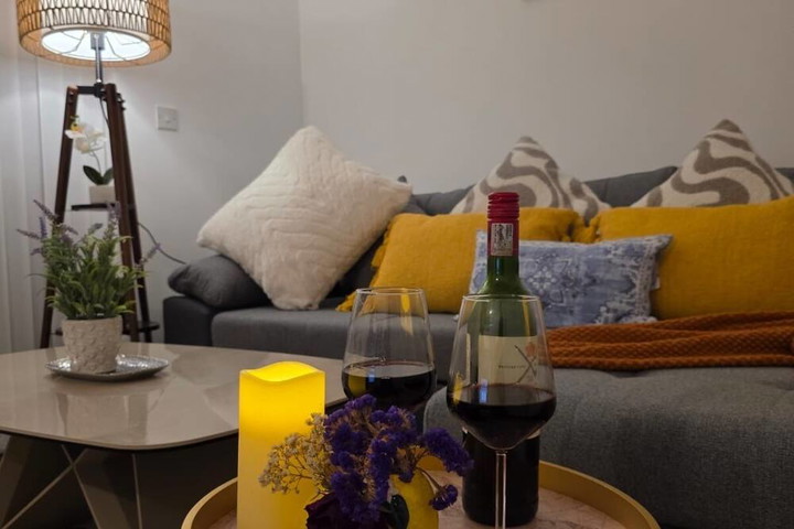 Specious & Cosy 3 Bedroom House In Colchester/pet-friendly With Free Parking - Colchester