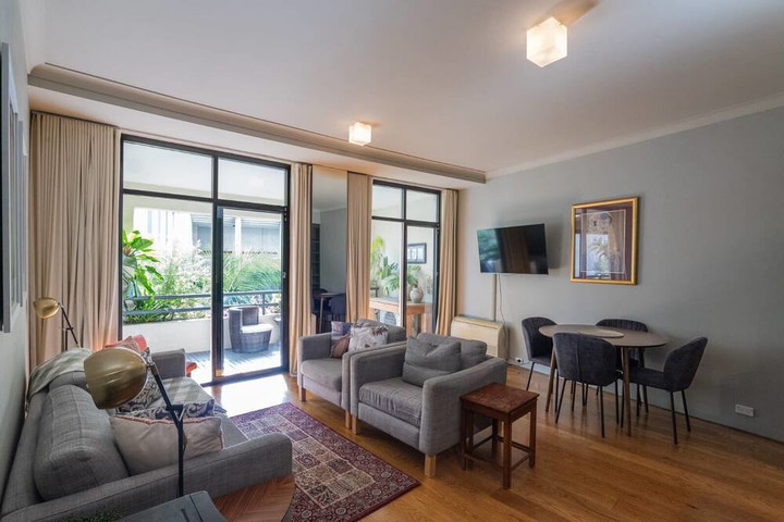 Stunning 1bed Surry Hills Balcony Apt W Parking - Rosebery