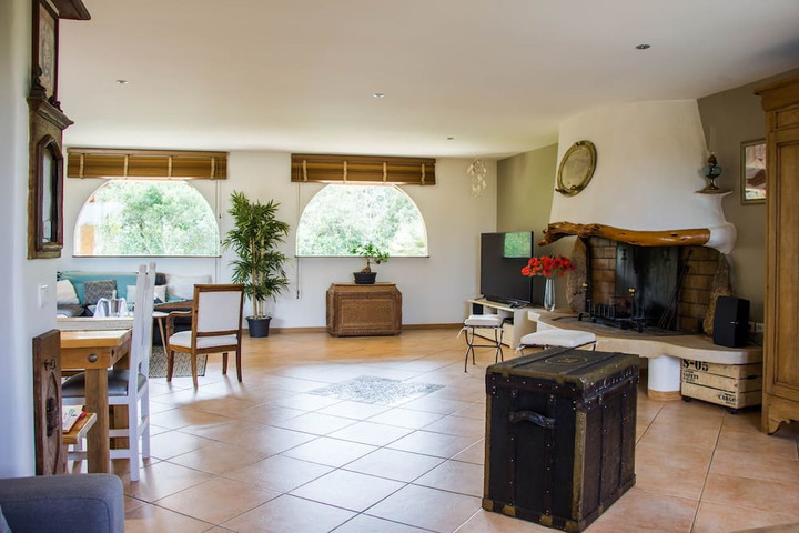 Villa Avec Piscine Privée, Porto Vecchio, Pour 6 Personnes - Figari