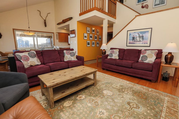 Knock On Wood - Directly Across From The Beach Access With Terrific Ocean Views - Duck, NC