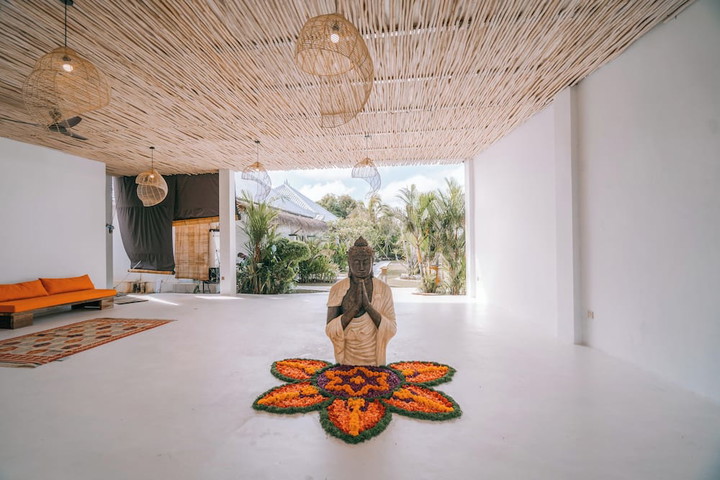 Cliff View 6 Bedroom Villa W/private Pool And Living Room Next To Padang Beach - Uluwatu