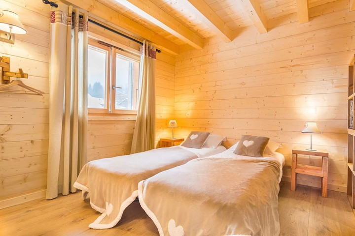 Chalet Pour 17 Personnes à La Chapelle - Traditionnel Et Agréable - Bernex