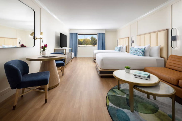 Premium Two Queen, The Anza A Calabasas Hotel, Pool, Near Lake Calabasas Park - Simi Valley