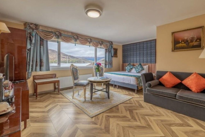 Spacious Escape With Mountain Views & Easy Access To Outdoor Fun - Fort William