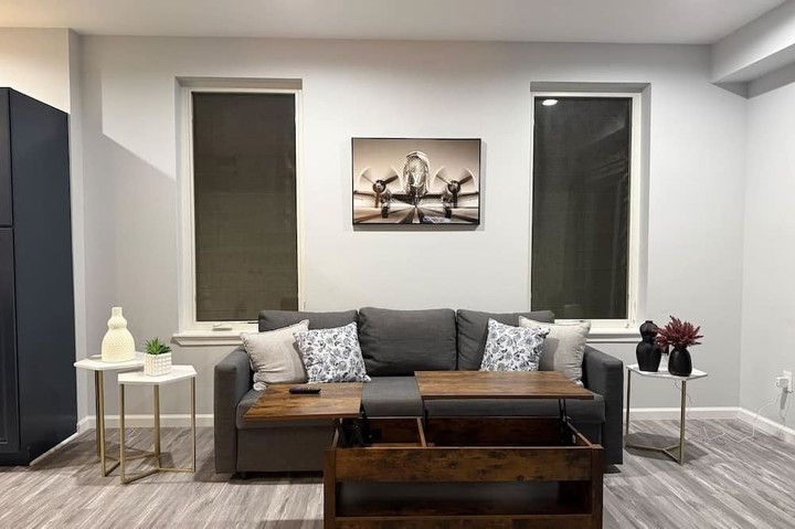 Stylish Old Town Stay | Walk To Vre & Dining - Manassas, VA