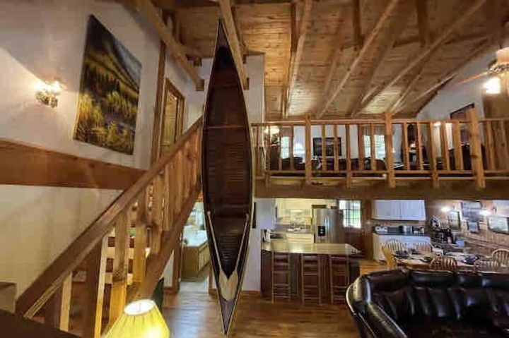 The Triple Porch Retreat, Canoe Cabin@boonelake,ev - Johnson City, TN