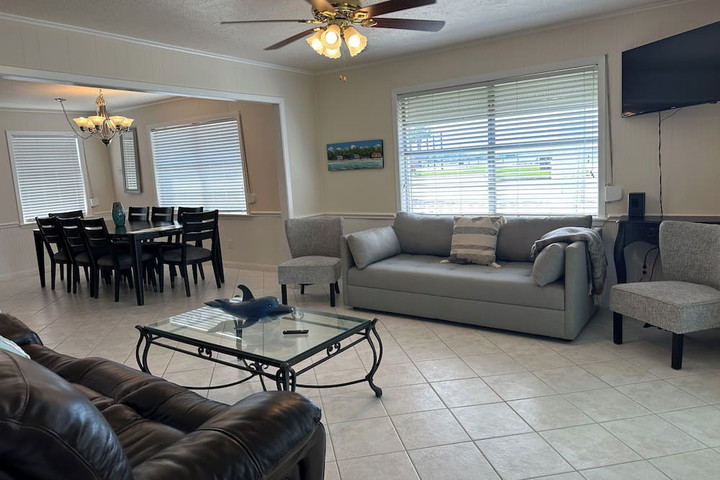 Amazing Sunsets!  6 Person Hot Tub & Private 270 Lighted Fishing Pier! - Kemah, TX