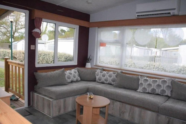 Mobilhome 6/8 Pers. Dans Un Village De Plein Air  4* - Parentis-en-Born