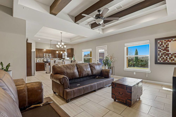Racetrack 3-bedroom House In Adorable Sunland Park Near El Paso Small Dogs Ok - Santa Teresa, NM