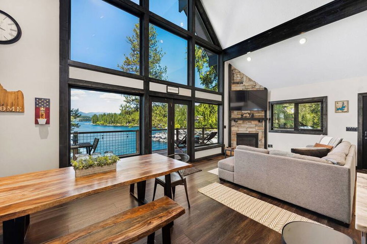 Hayden Lakefront Cabin W/ Private Dock & Stunning Views For Families - Coeur d'Alene, ID