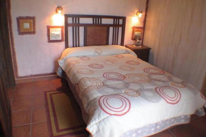 Casa De Campo 'Cuarto De Las Hostias ' Con Vistas A La Montaña, Terraza Privada Y Wi-fi - Puebla de Sanabria