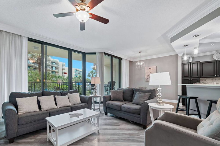 Phoenix On The Bay 1-1114 | Indoor/outdoor Pools + Hot Tub & Lazy River - Foley, AL