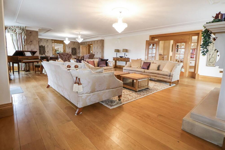 Mount House, Family Friendly, Character Holiday Cottage In Dyserth - Prestatyn