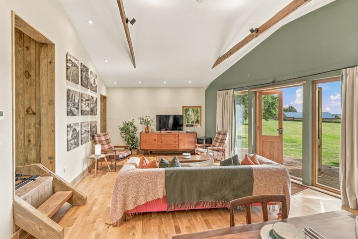 The Tree House - North East Escapes - Corbridge