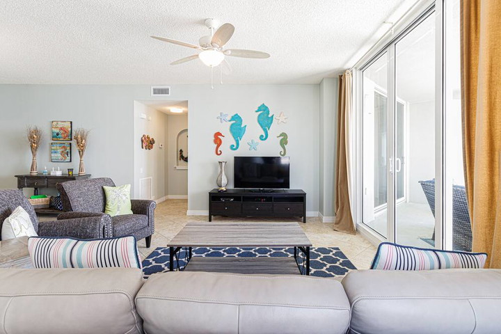 Beautiful Beach Front Condo!!! - Navarre Beach, FL