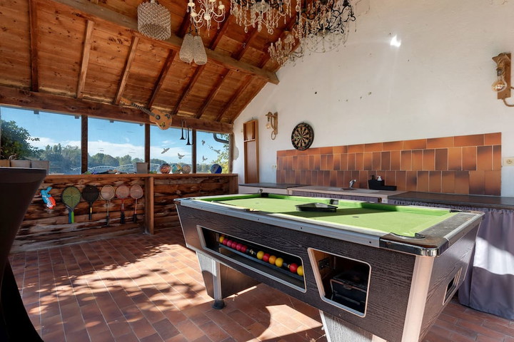 Holiday Home Domaine Logis Gascogne, Gîte 2: Garden View, Pool, Wi-fi - Gers