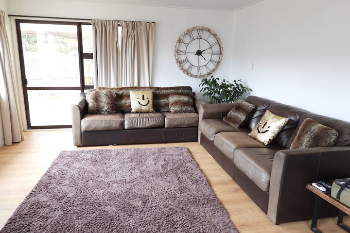 3-bedroom House Overlooking Baylys Beach With Wifi And Large Garden And Deck - Dargaville