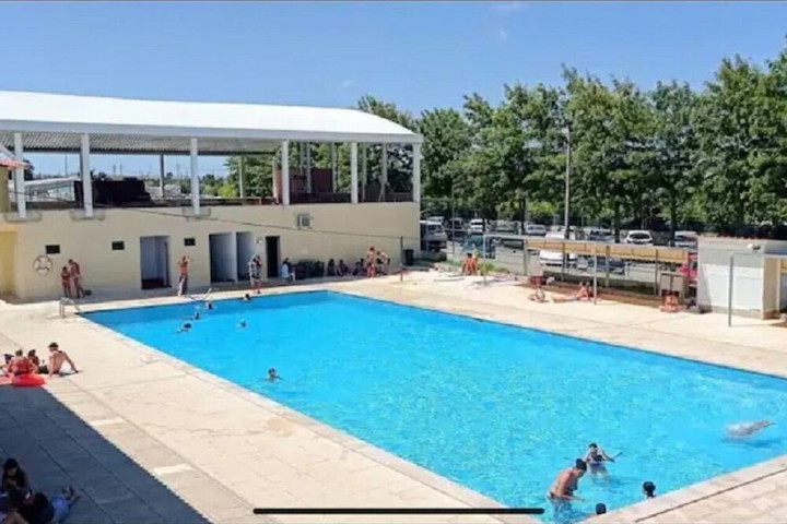 2-bedr. House In Camping Site-parque Verde Near Arrábida And Sesimbra - Portugal