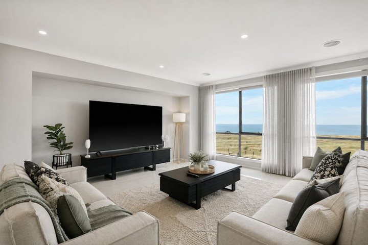 Golf Club Seaside Serenity By Ready Set Stay - San Remo