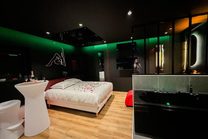 Paradise Sauna Face Au Château - Annecy-le-Vieux