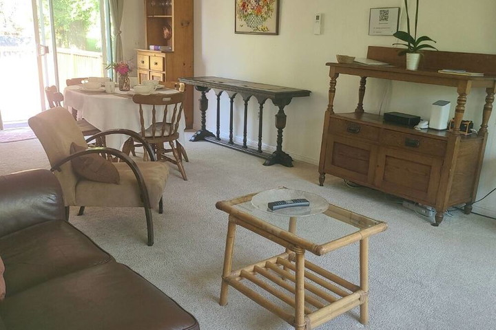 Spacious House In Marvelous Healdsburg Close To Town - Healdsburg, CA