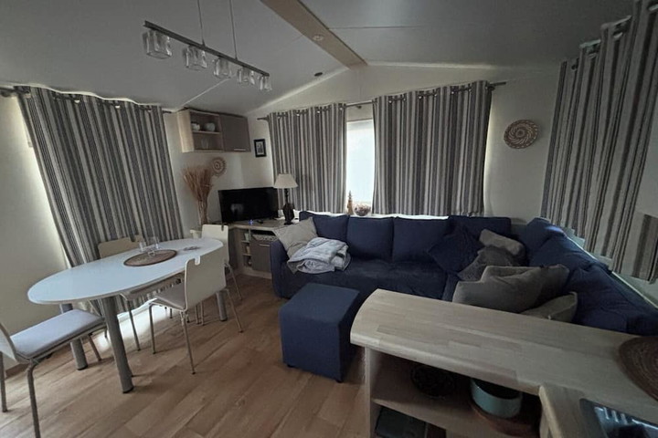 Comfortabel Chalet Met 2 Slaapkamers  500 M Van Strand  Terras & Parking - Bruges