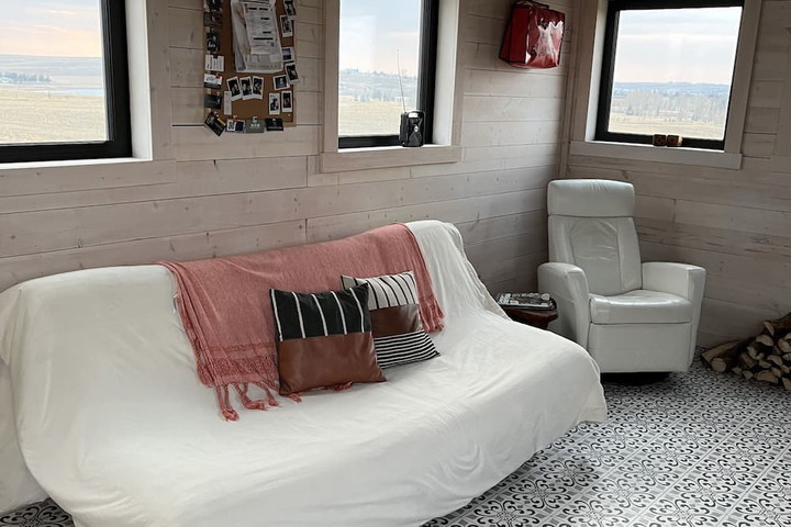 Hidden Haven Tiny House 2.0. Wide Open Spaces For Humans And Dogs! - Swift Current