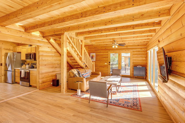 5 Mi To Dwtn: Pagosa Springs Cabin W/ Mtn Views! - Pagosa Springs, CO