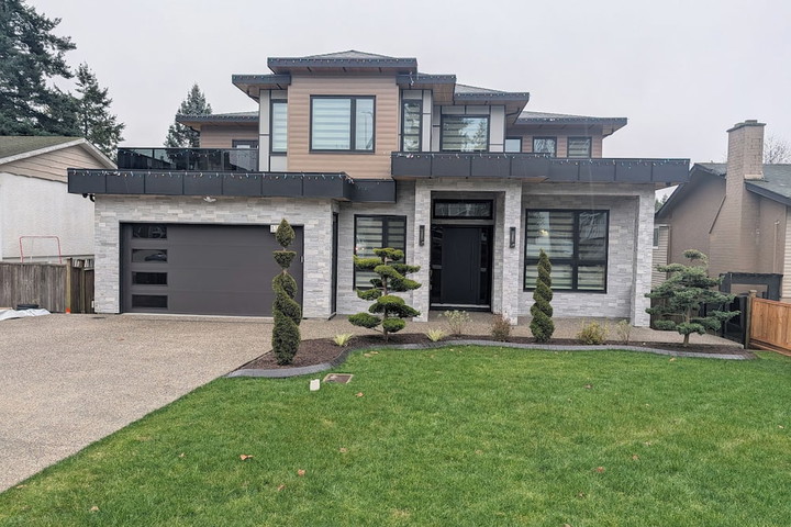 Fully Furnished Holiday Rental 02 Br Suite - New Westminster