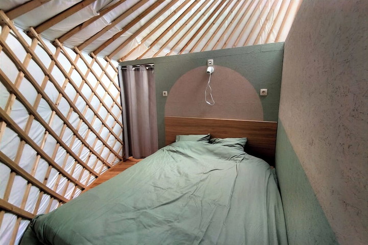 L'olivier Is A Magnificent Yurt Just A 10-minute Walk From Pairi Daiza. - Bélgica
