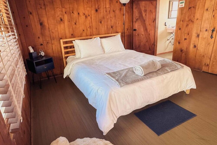 Room 3  Desert Retreat - Downtown Joshua Tree - Joshua Tree, CA