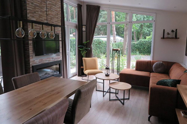 Nature-connected Modern Stay - Arnhem
