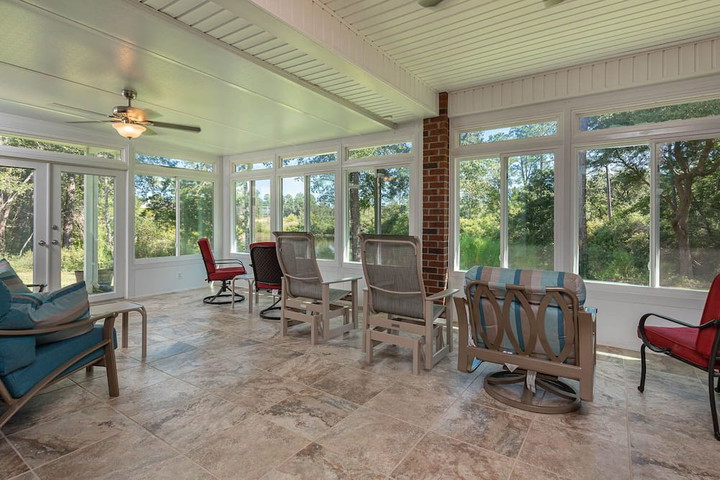 Luxury Executive Home  Perfect For Groups - Milton, FL
