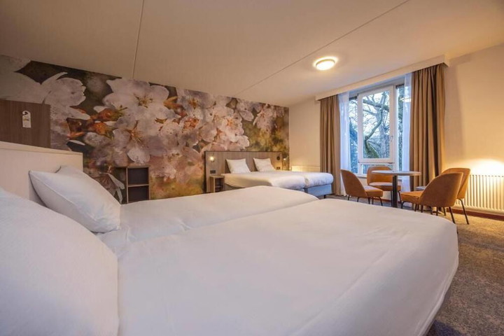 Scenic Room Near Nijmegen Perfect For Family Adventures! Indoor Pool, Parking! - Nijmegen