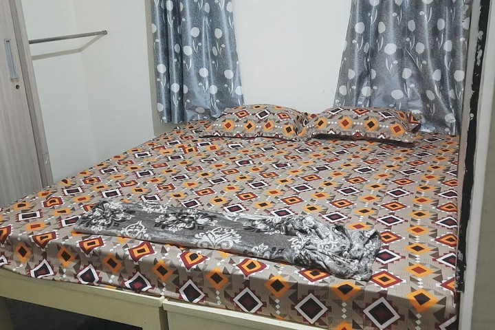 Power Star Home Stay For Family's And Groups With 6 Bedrooms - Hampi