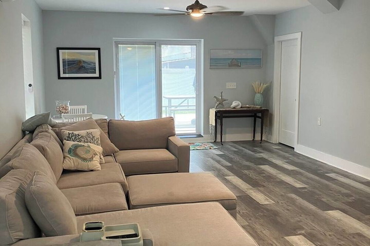 Cozy Bayside Retreat - King Bed - Fire Pit - Minutes To Sandy Hook & Nyc Ferry - Sea Bright, NJ