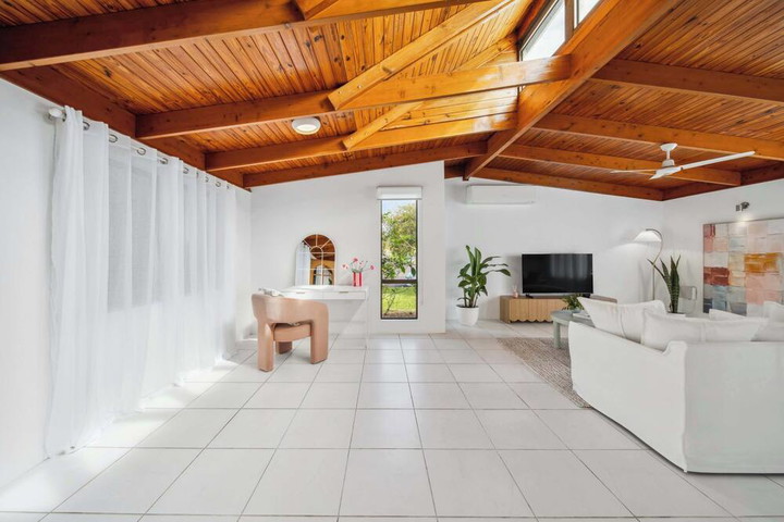 Coastal Comfort - Relax & Recharge In Maroochydore - Marcoola