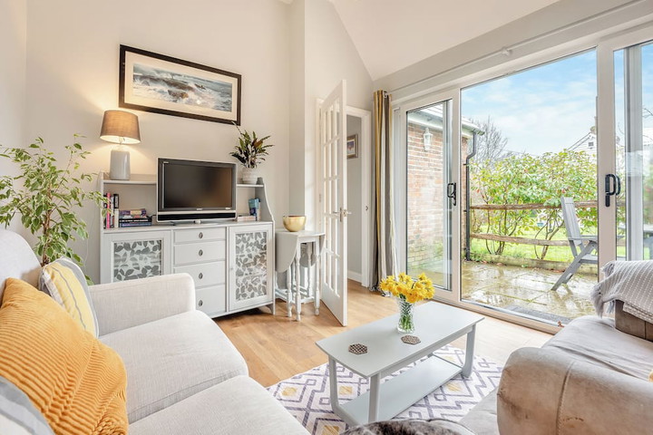 1 Bedroom Accommodation In Heathfield - Kent