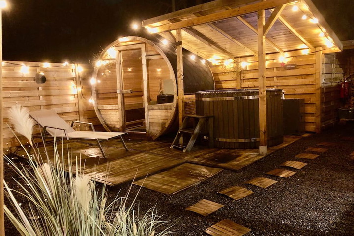 The Zen Nest: Private Wellness For Two, Wellness Chalet For Two - Geel