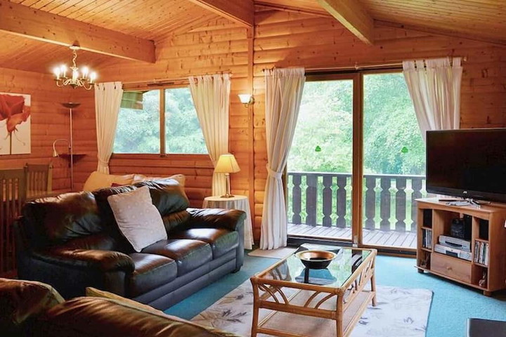 Luxurious 2 Bed Log Cabin Scandinavian Lodge In Louth Lincolnshire (2b Sleeps 6) - Louth