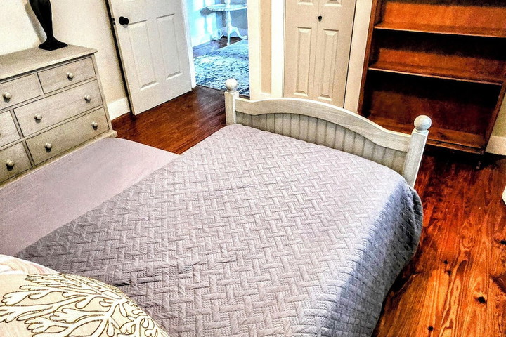Bike Trail, 2/2, Pet Friendly, Downtown Inverness! - Inverness, FL