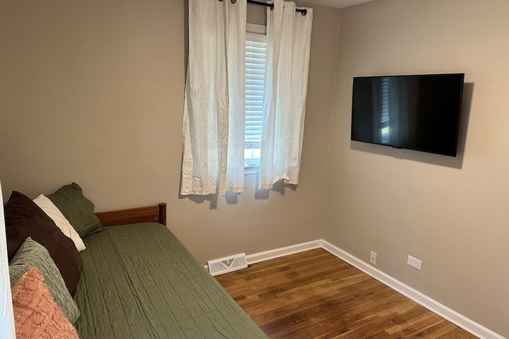 Cozy Home With Walking Distance To Scott Stadium - Charlottesville, VA