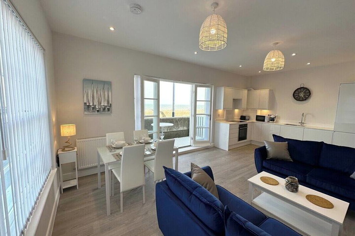 Beachfront Bliss Apartment - Dymchurch