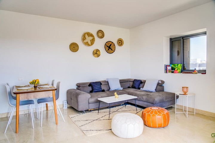 Exquisite Agadir Beachfront Getaway - Amazing View, Pool, Private Parking - Agadir