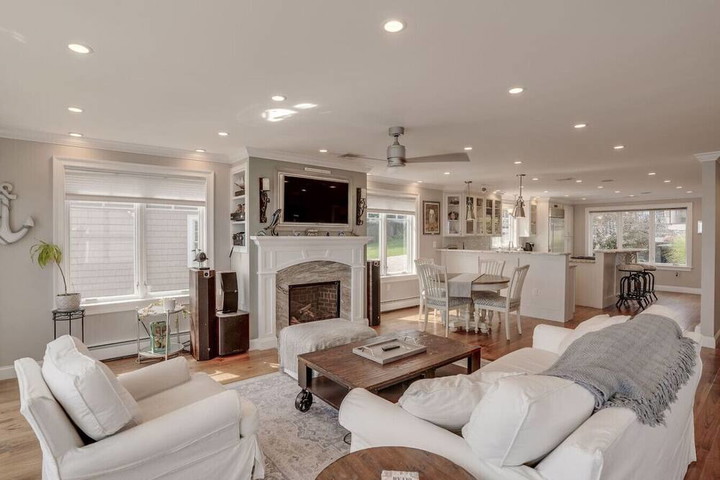 Sea Forever - Oceanfront Home In Nahant! - Beverly, MA