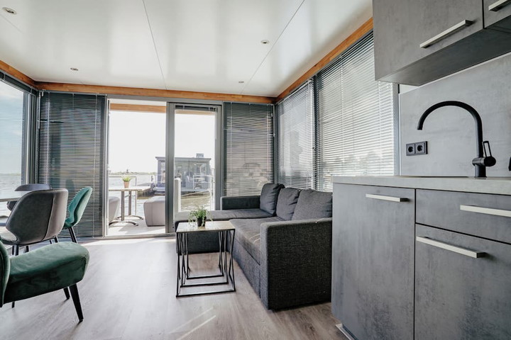 Houseboat Havenlodge Uitgeest For 4 Persons - Zaandam