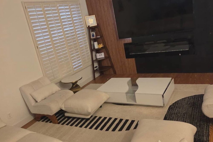 Mini Mansion With 5-bedroom, Jacuzzi, Pool, Basketball Court Welcoming Chandler - Chandler, AZ
