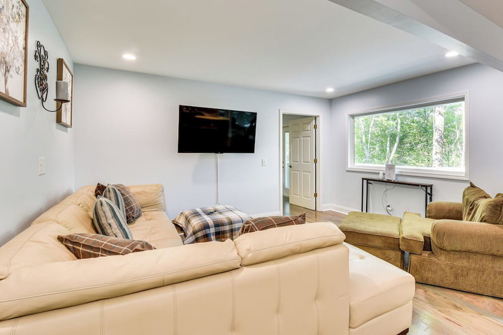 Woodsy Retreat W/ Deck & Views In Dahlonega! - Dahlonega, GA